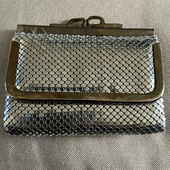 Source Unknown | Bags | Vintage Silver Mesh Change Pursebillfold | Poshmark